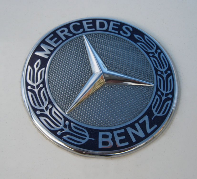 WTB: Front Merc emblem on bonnet - SGMerc Car Mart - SGMerc - Mercedes ...