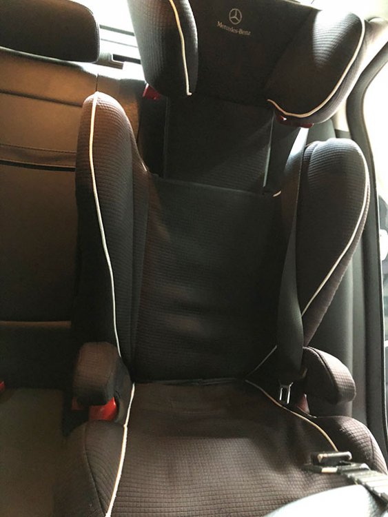 FS: Mercedes isofix child seat - SGMerc Car Mart - SGMerc - Mercedes ...
