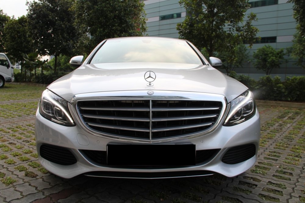 WTS W205 Exclusive Grill n front bumper - SGMerc Car Mart - SGMerc ...