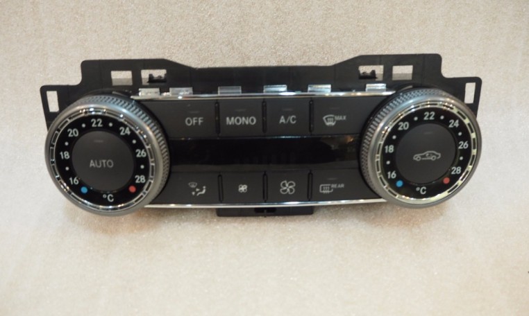 Mercs C180 console function buttons - C-Class - SGMerc - Mercedes-Benz ...